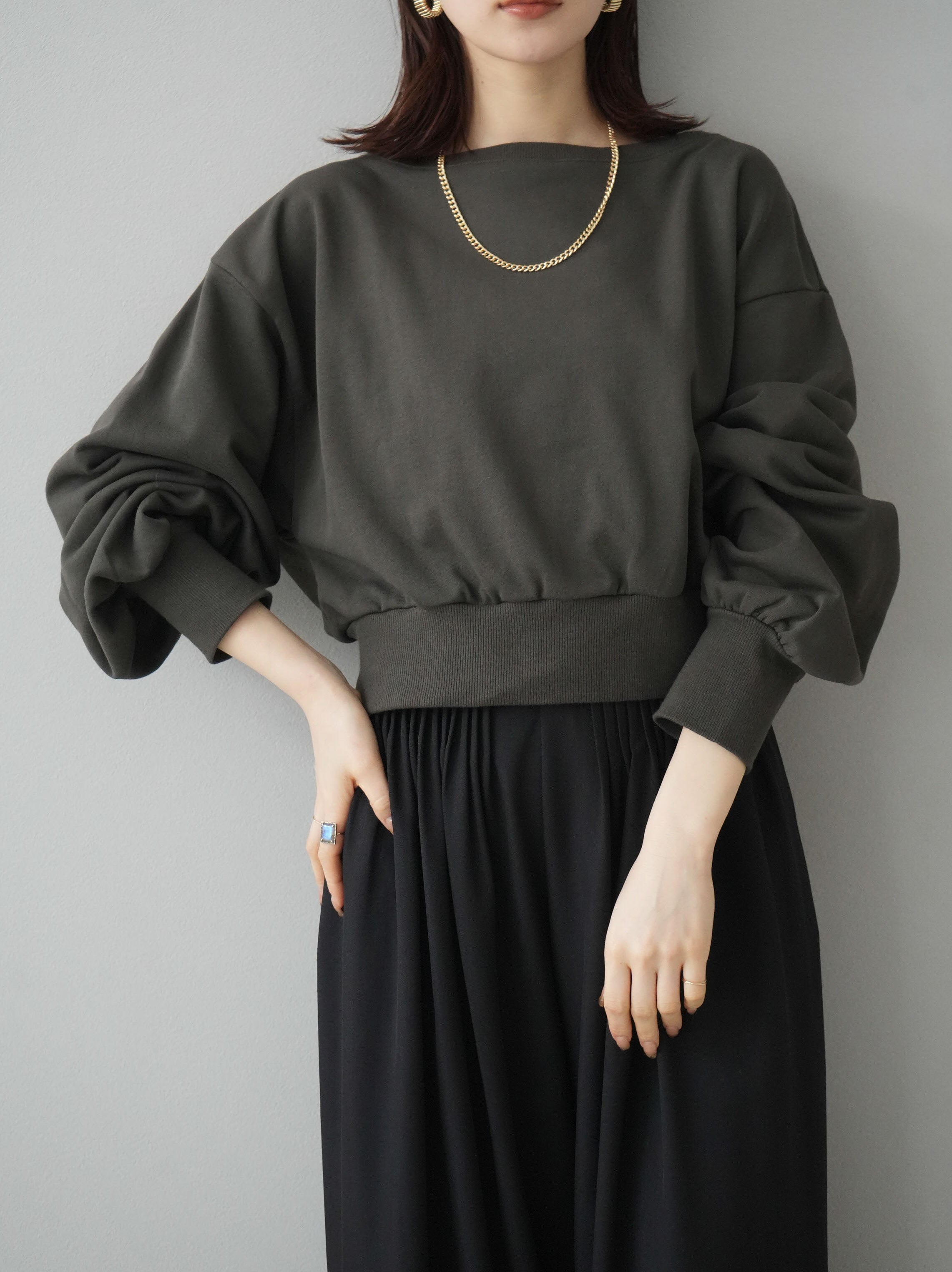 [予約]2WAY裏毛プルオーバー/チャコール – Lumier