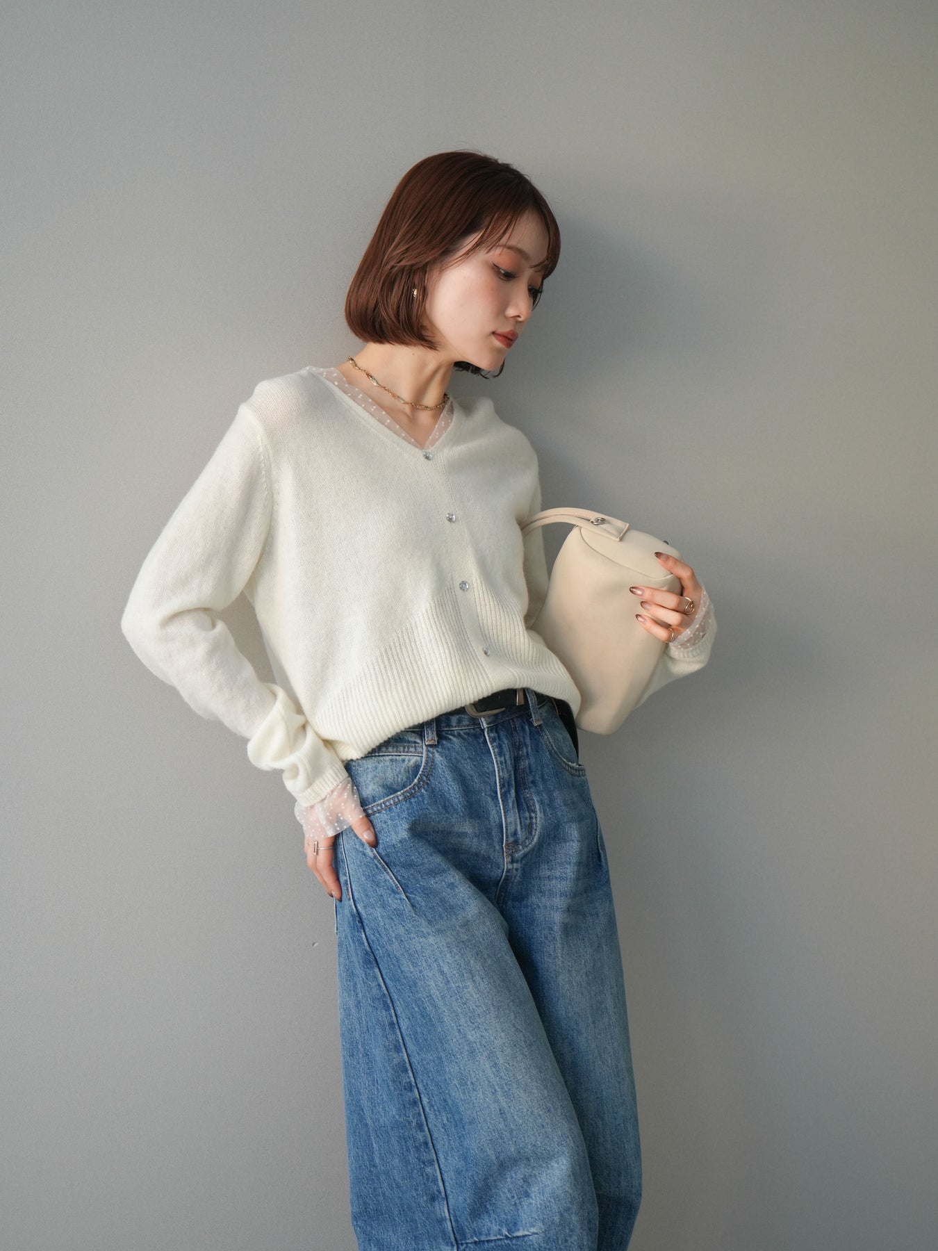 [予約]ドットチュールレイヤードボタンニットトップス/white – Lumier