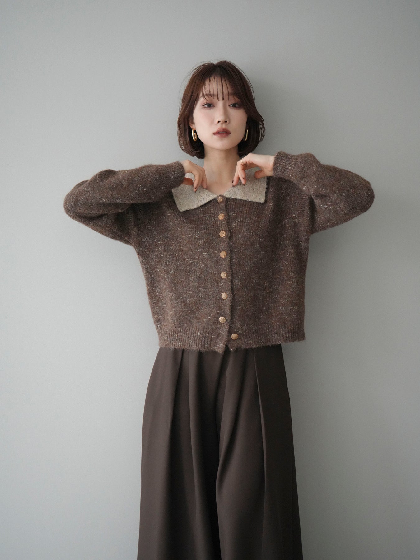 [予約]アンティークボタン配色襟ネップニットカーディガン/brown – Lumier