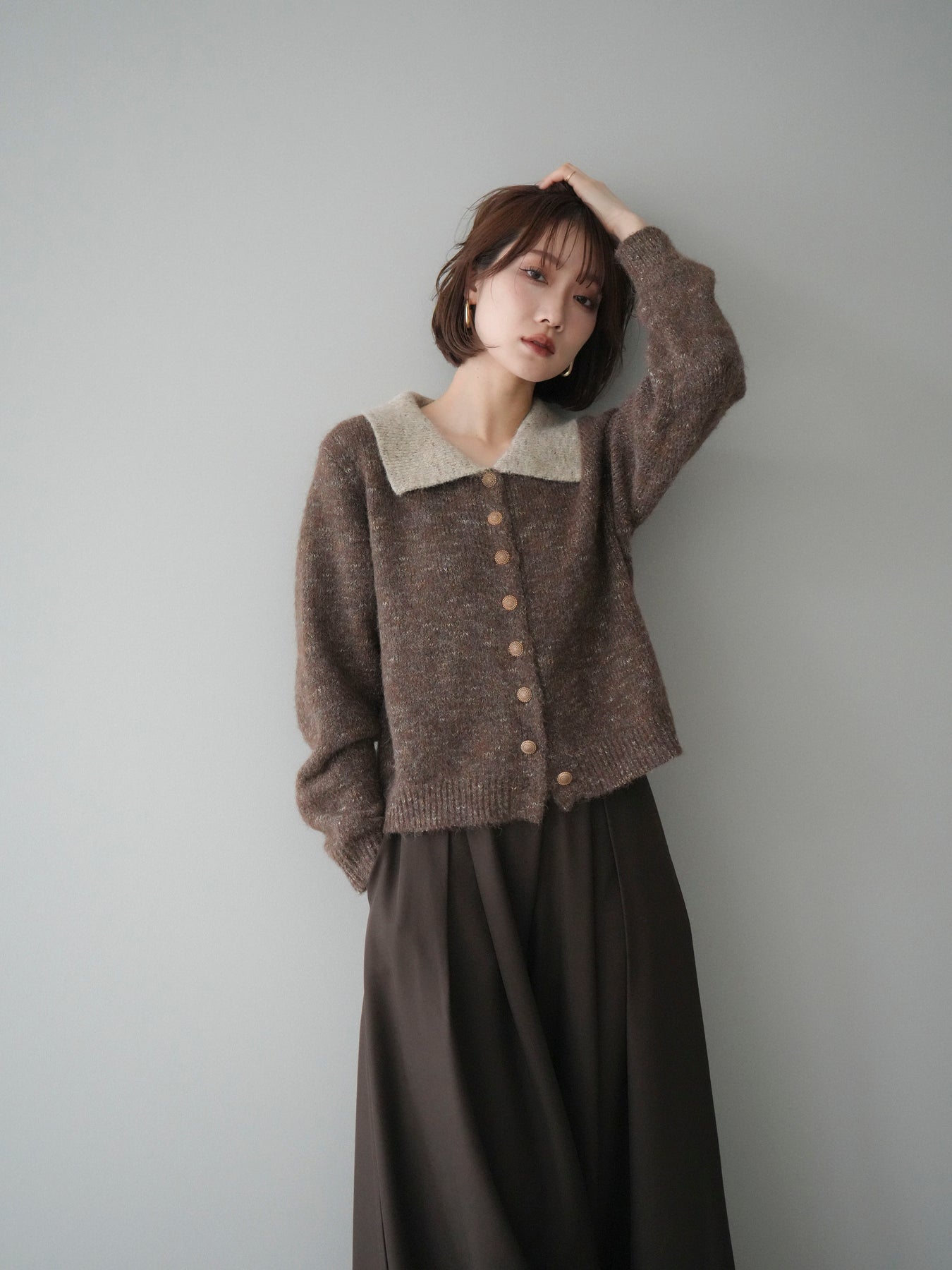 [予約]アンティークボタン配色襟ネップニットカーディガン/brown – Lumier