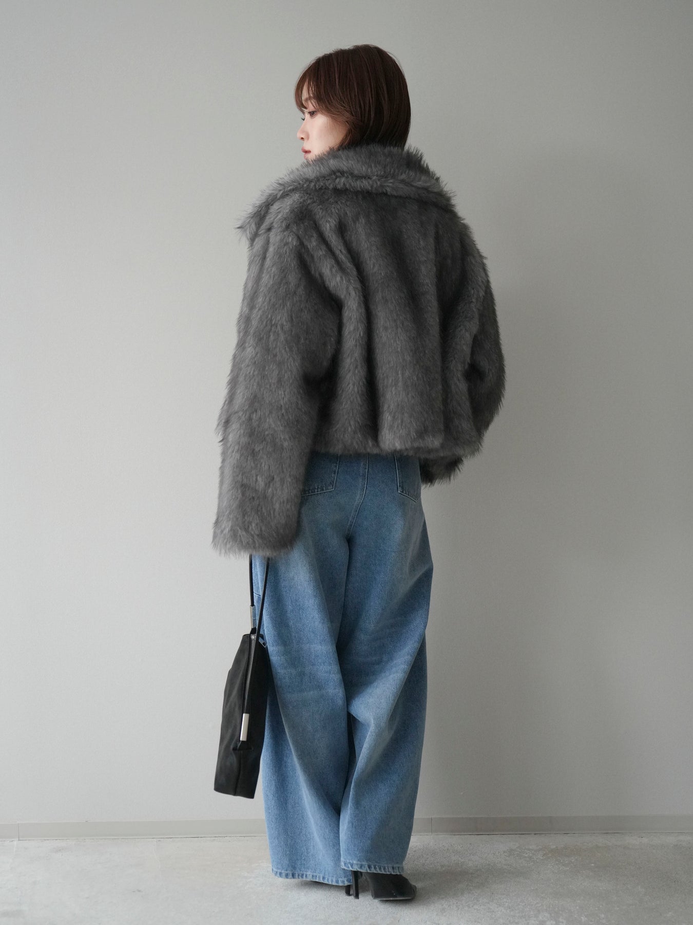 [SET]MIXファースタンドネックショートジャケット+ハイウエストベルトループデザインデニムパンツ(2set) – Lumier