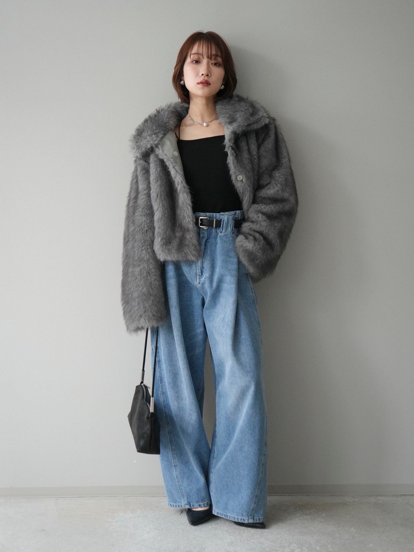 [SET]MIXファースタンドネックショートジャケット+ハイウエストベルトループデザインデニムパンツ(2set) – Lumier